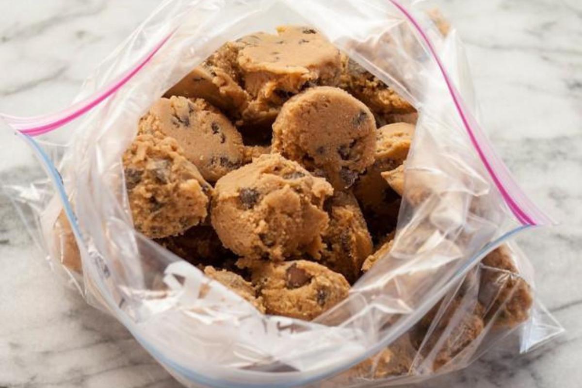 Comment congeler de la pâte à biscuits - Étapes faciles
