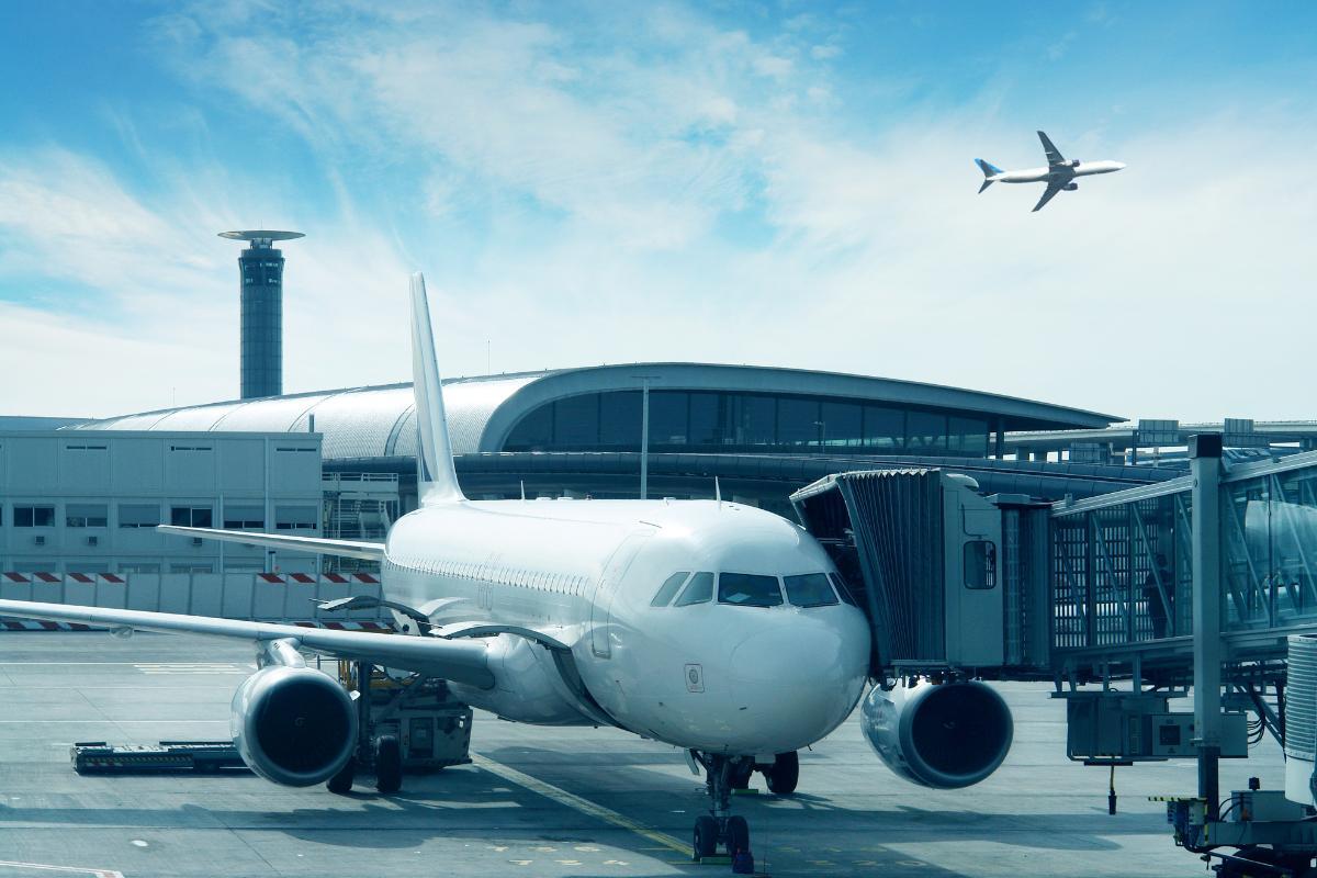 Les 10 plus GRANDS AÉROPORTS du MONDE en 2023