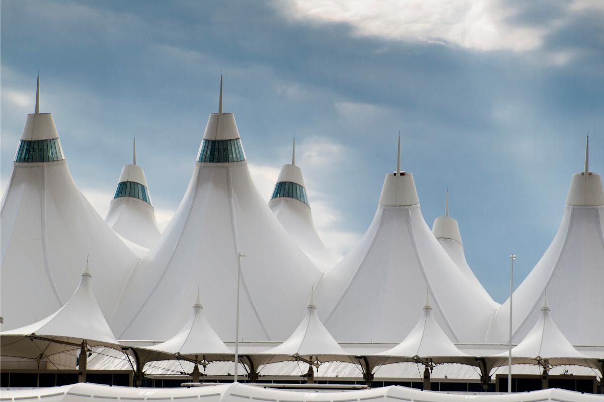 Les 10 plus GRANDS AÉROPORTS du MONDE en 2023