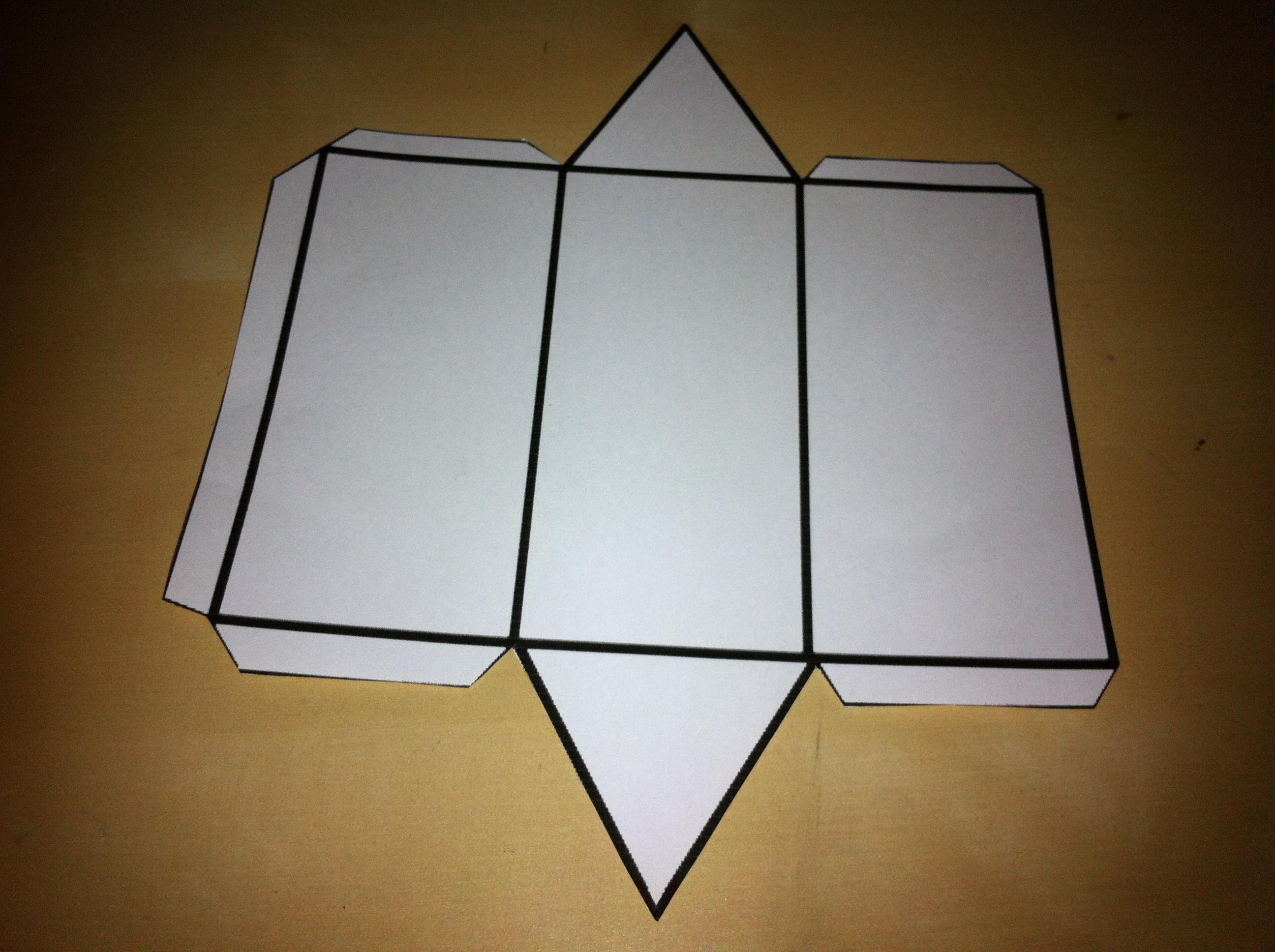 Comment faire un prisme avec une base triangulaire