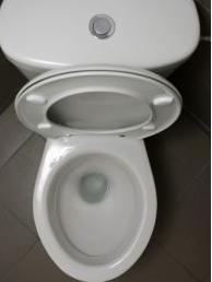 Selles blanches chez les enfants - Causes et traitement
