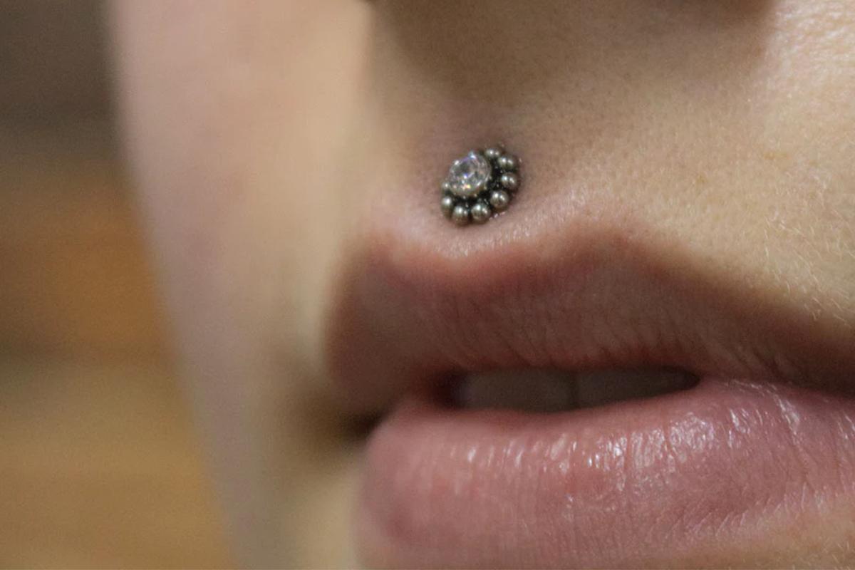 7 piercings à la lèvre - Piercings à la bouche uniques et élégants