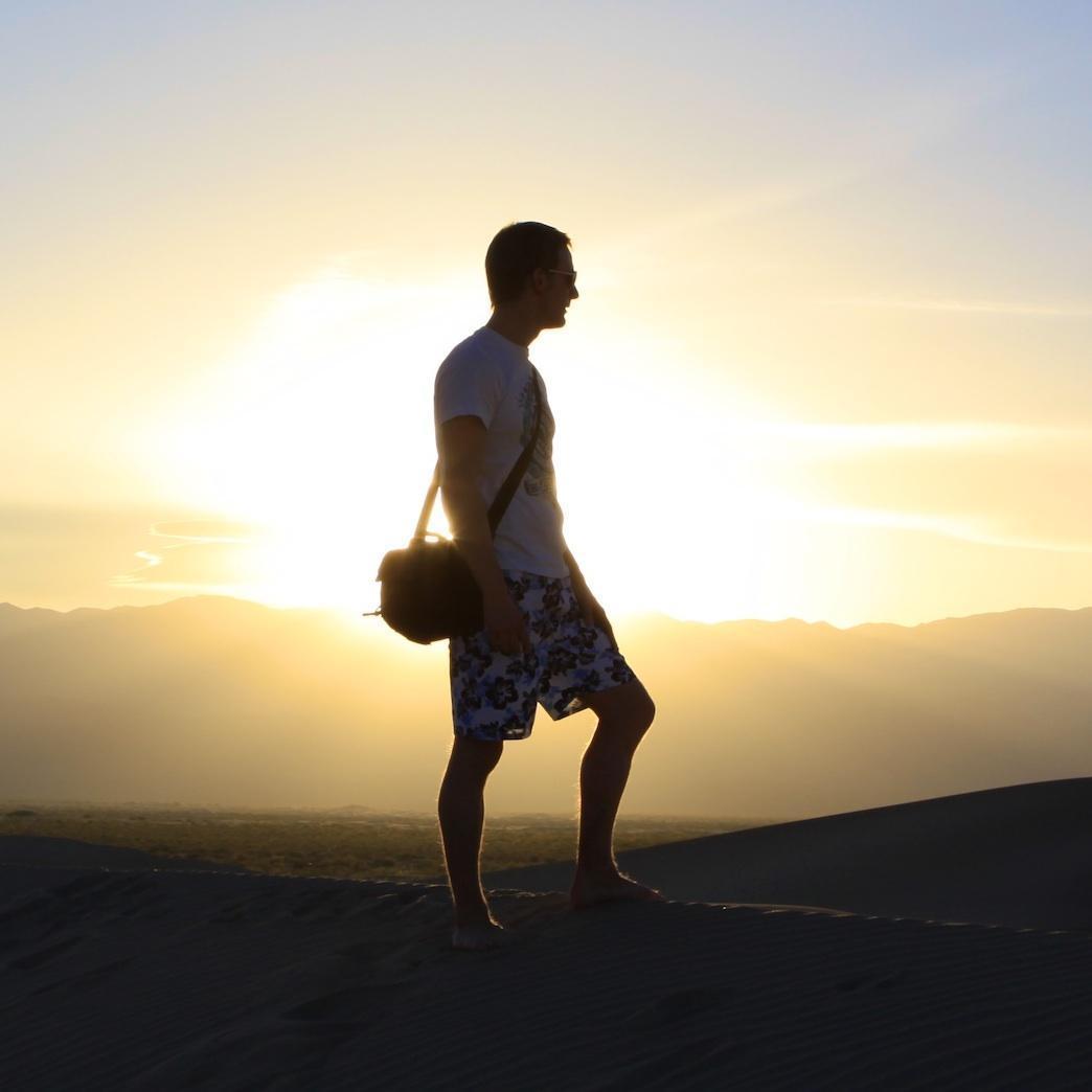 Comment comprendre un homme Scorpion - 9 étapes