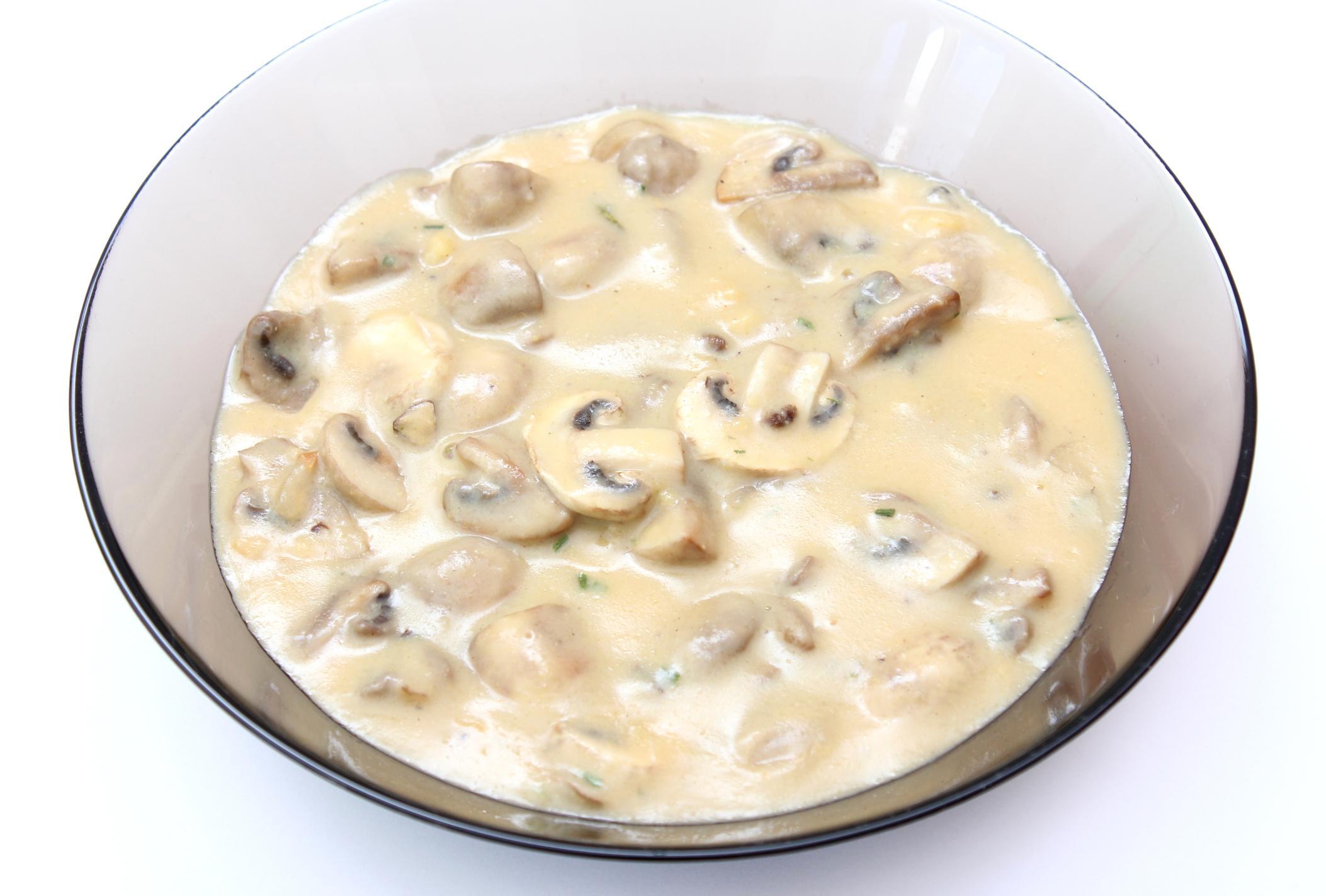 RECETTE de SAUCE aux CHAMPIGNONS - FACILE et délicieuse